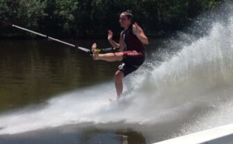 Paralyzed teen shows the world it's still possible to scuba dive