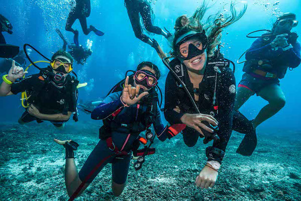 First EVER GTS Day - Underwater World Record Attempt