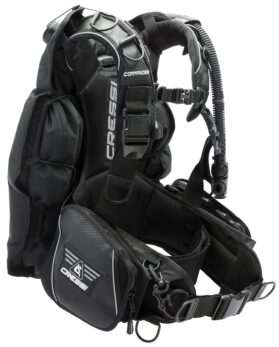 Wing vs Jacket BCD - How to Choose the Best BCD For You